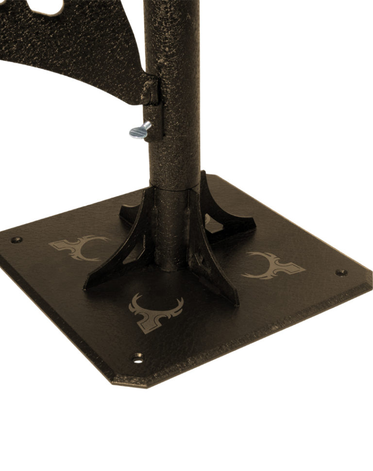 Trophy Tree Shoulder Pedestal Mount - Skull Hooker